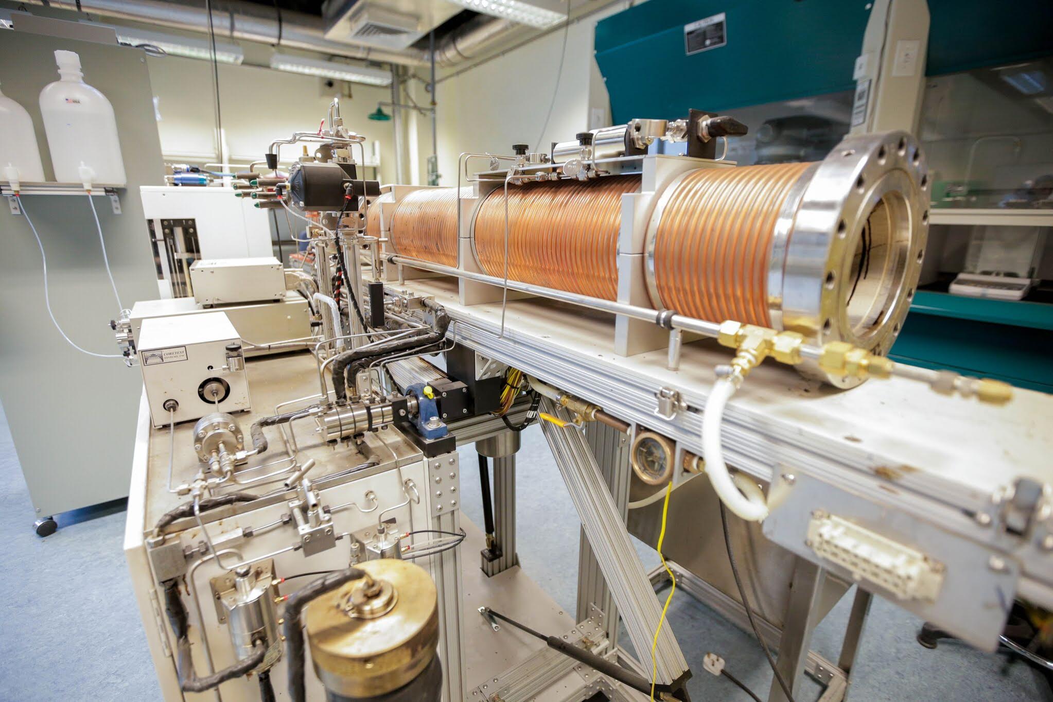 Abdali dump-flooding coreflood and compatibility assessment